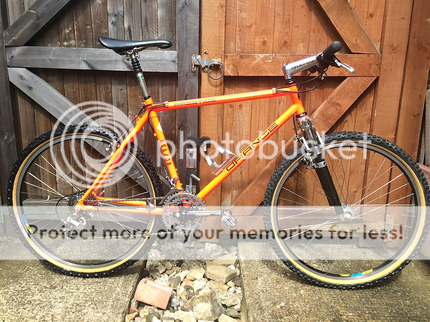 SOLD 1995 PACE RC35 MXC in good condition + spare elastomers | Retrobike